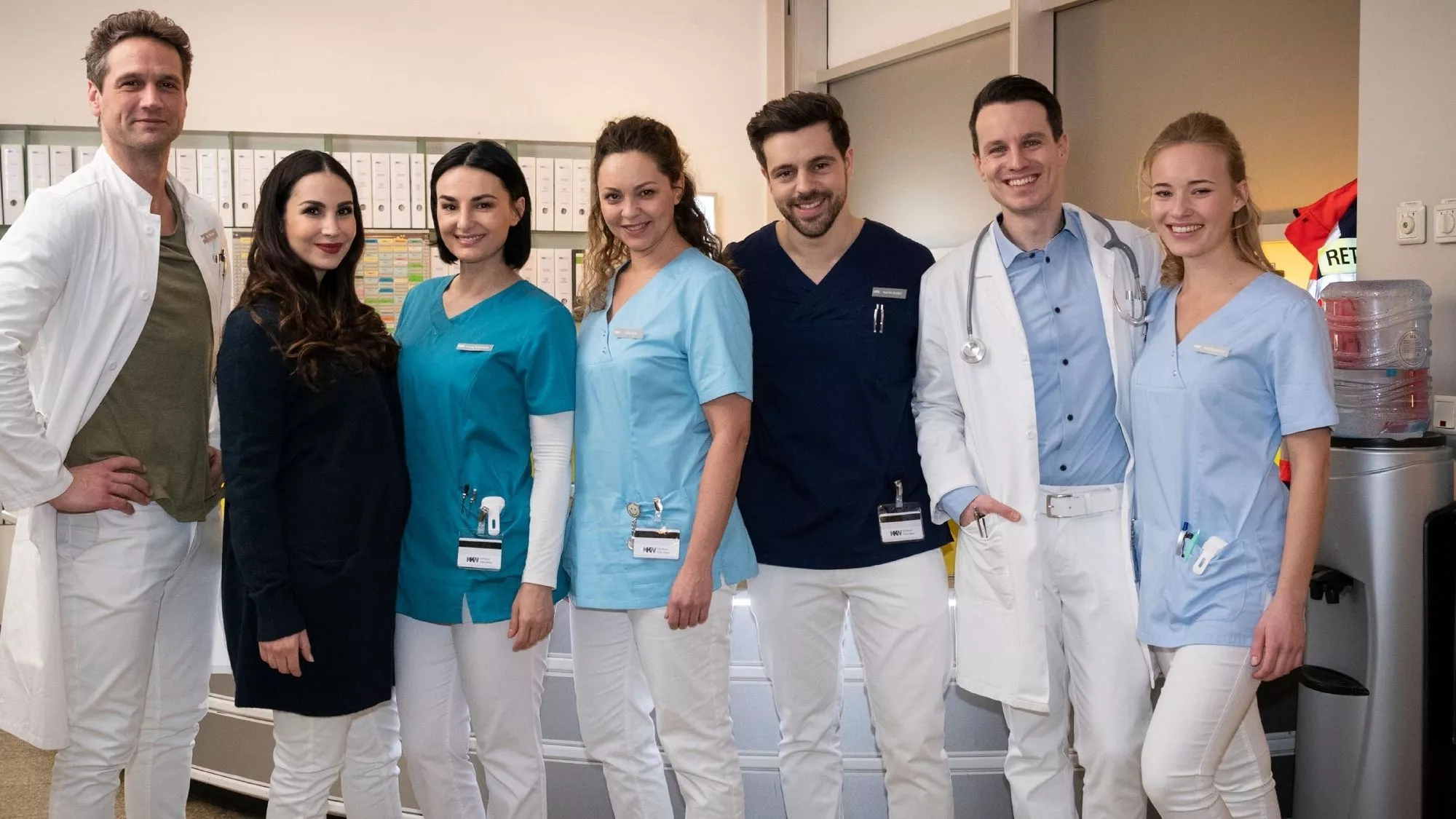 Nachtschwestern: Alle Darsteller